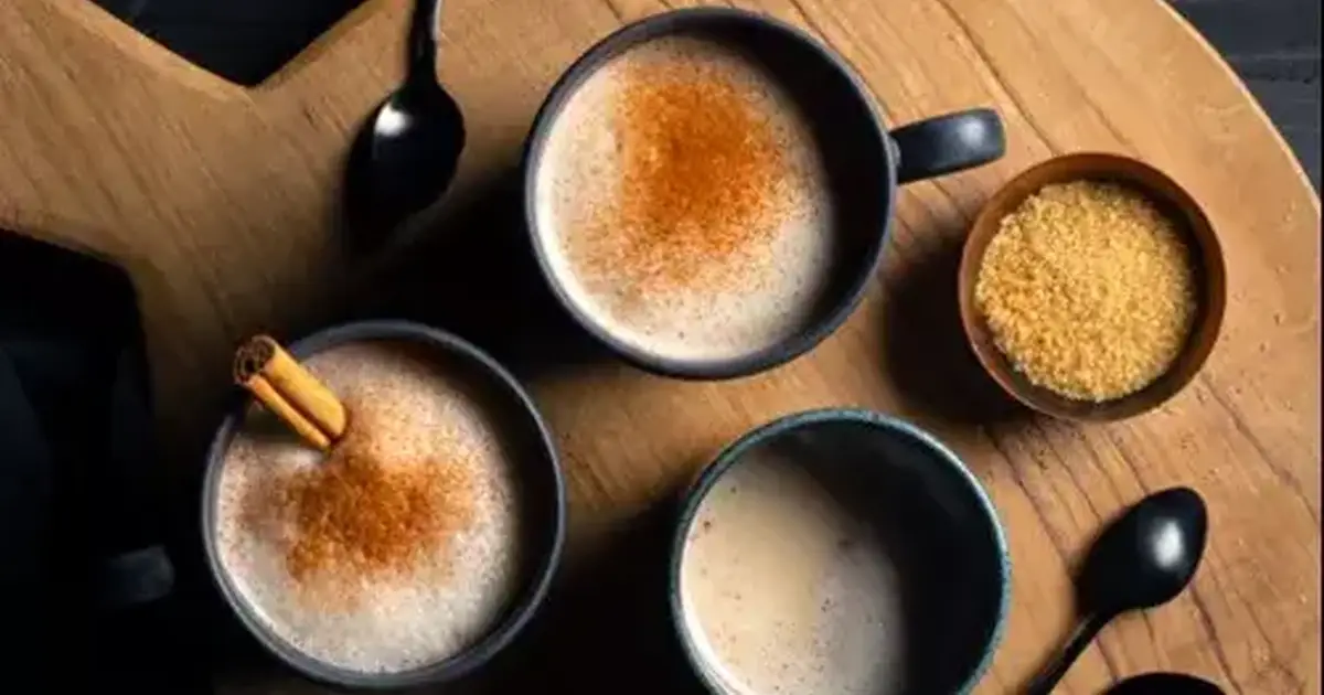 Horchata chaude avec amaretto - Sucre Redpath Ltée