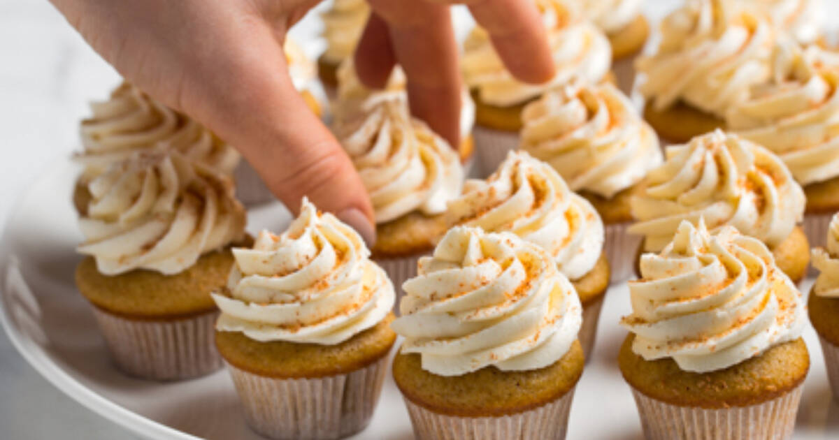 Mini Ginger Cupcakes with Rum Buttercream - Redpath Sugar Ltd.